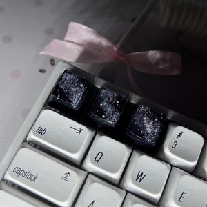 Galaxy Outer Space Keycap • OEM R4 Profile Esc, F-key, Number Key ...