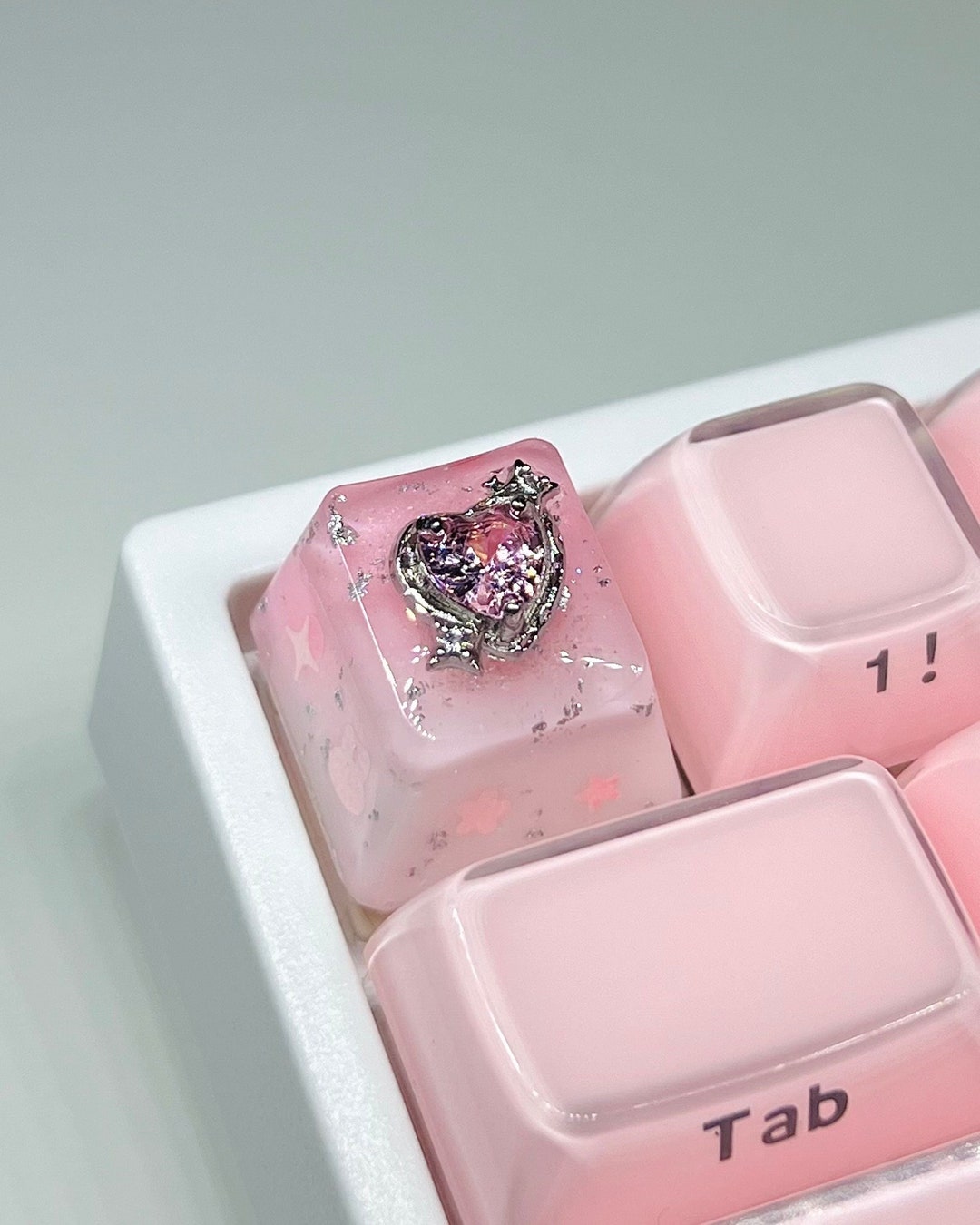 Sparkle Heart Keycap • OEM R4 Profile Esc Key • Ready-to-ship • Backlit ...