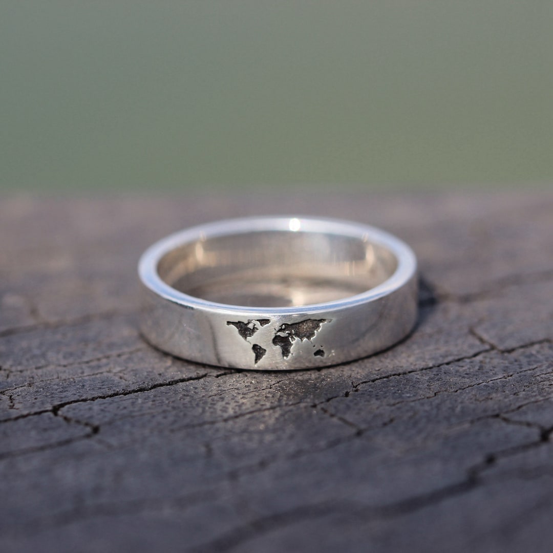 Sterling Silver World Map Ring: Dainty Travel Jewelry - Etsy