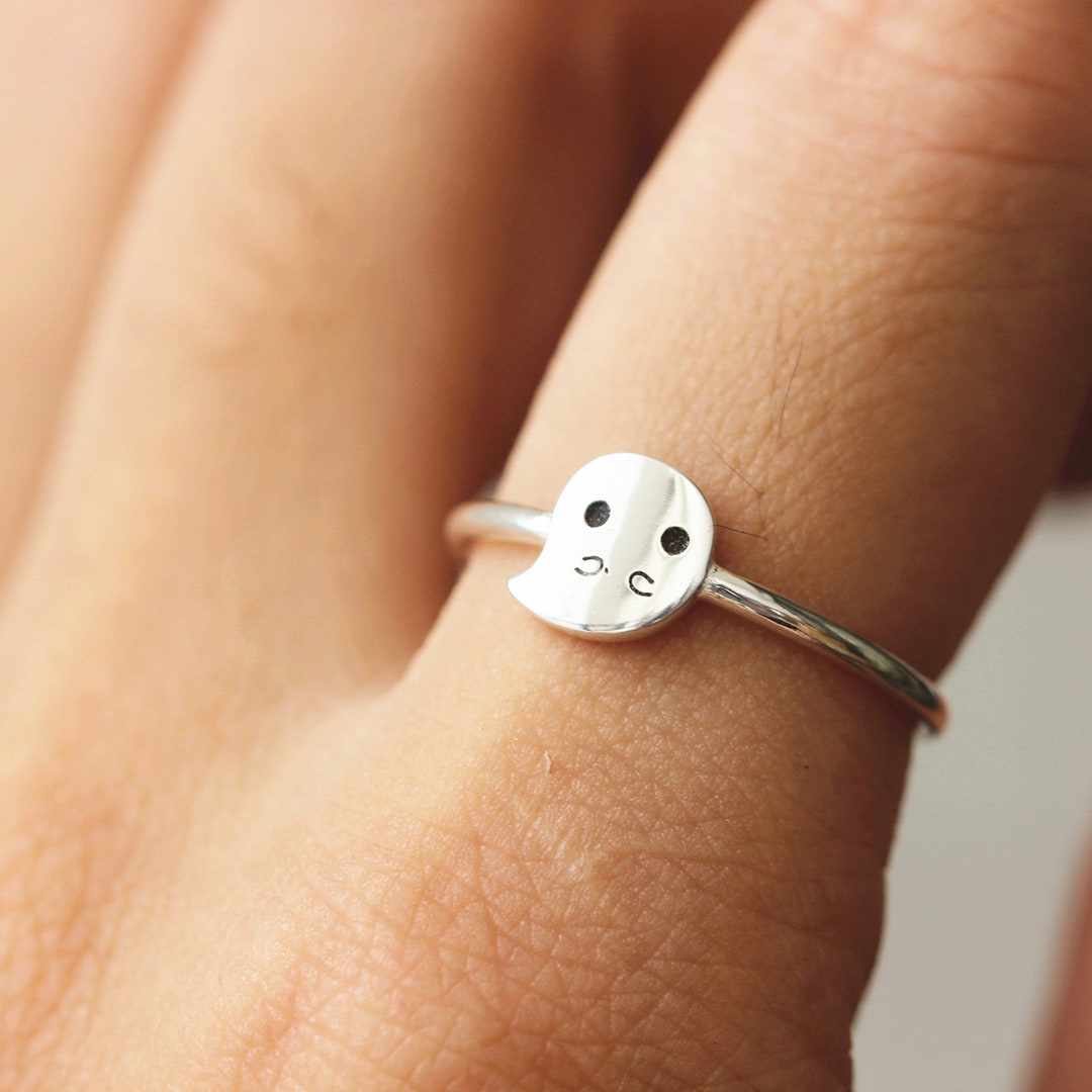 Sterling Silver Ghost Ring: Spooky Halloween Jewelry Gift - Etsy