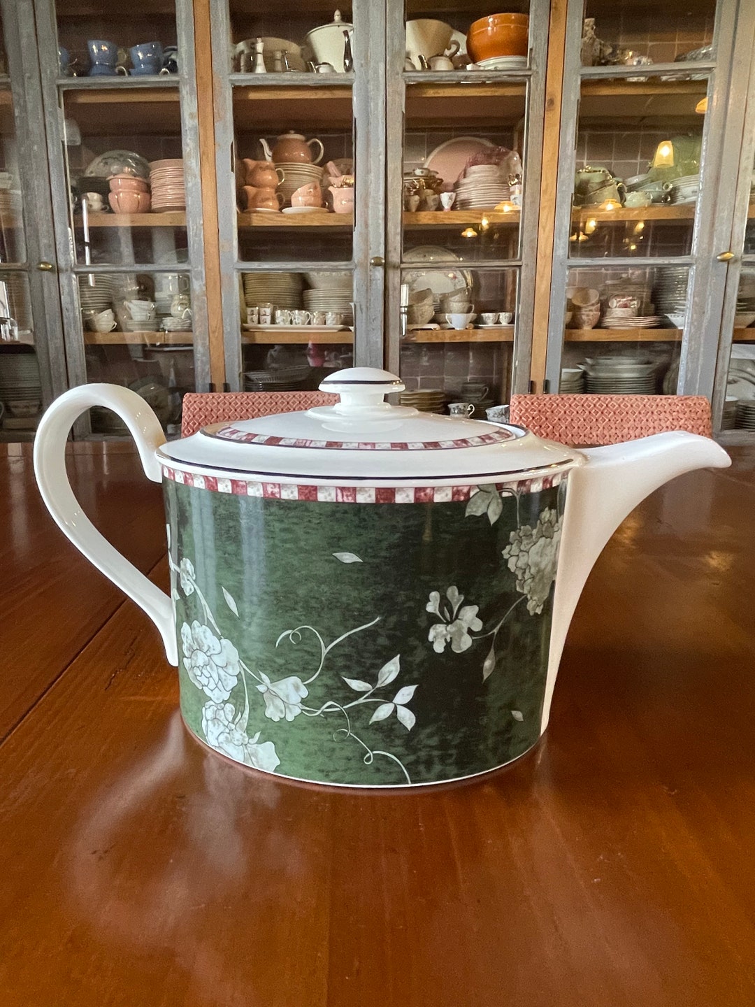 Wedgwood Manhattan Teapot - Etsy