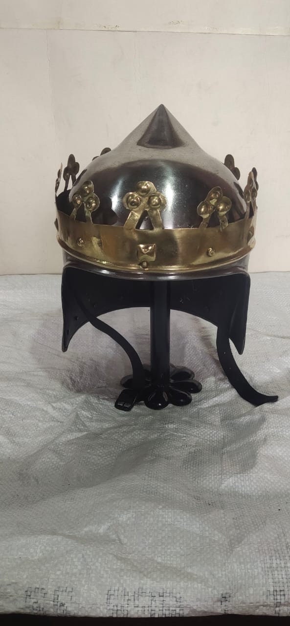 King Richard Crown Helmet Medieval Monarch Knight King Richard ...