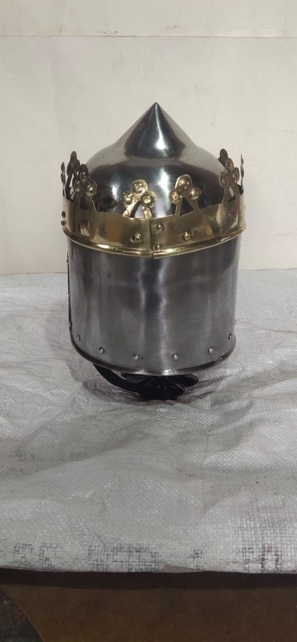 King Richard Crown Helmet Medieval Monarch Knight King Richard ...