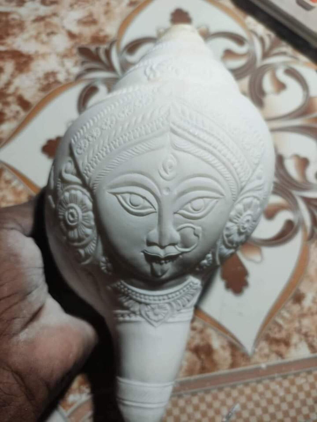 Hand Carved Image of Maa Kali Tagore on Conch Shell / for Puja Mother ...