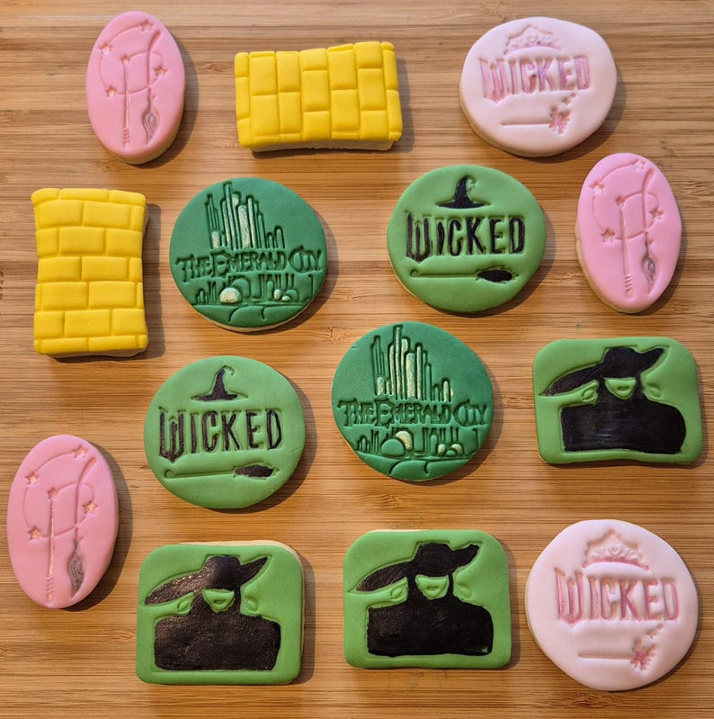Wicked Cookies | the Wizard of Oz Cookies - Etsy