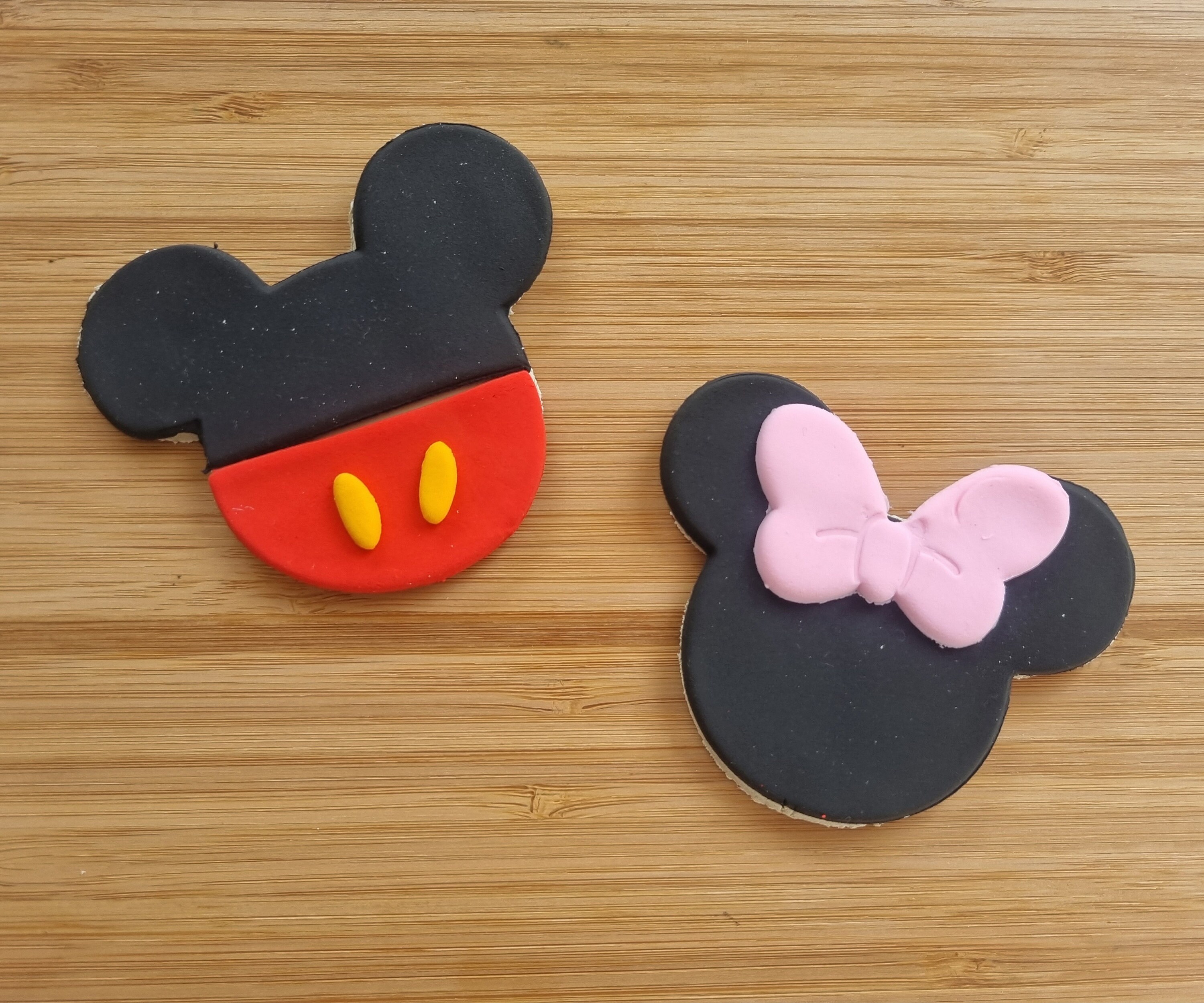 Disney Mickey and Minnie Mouse Cookies - Etsy