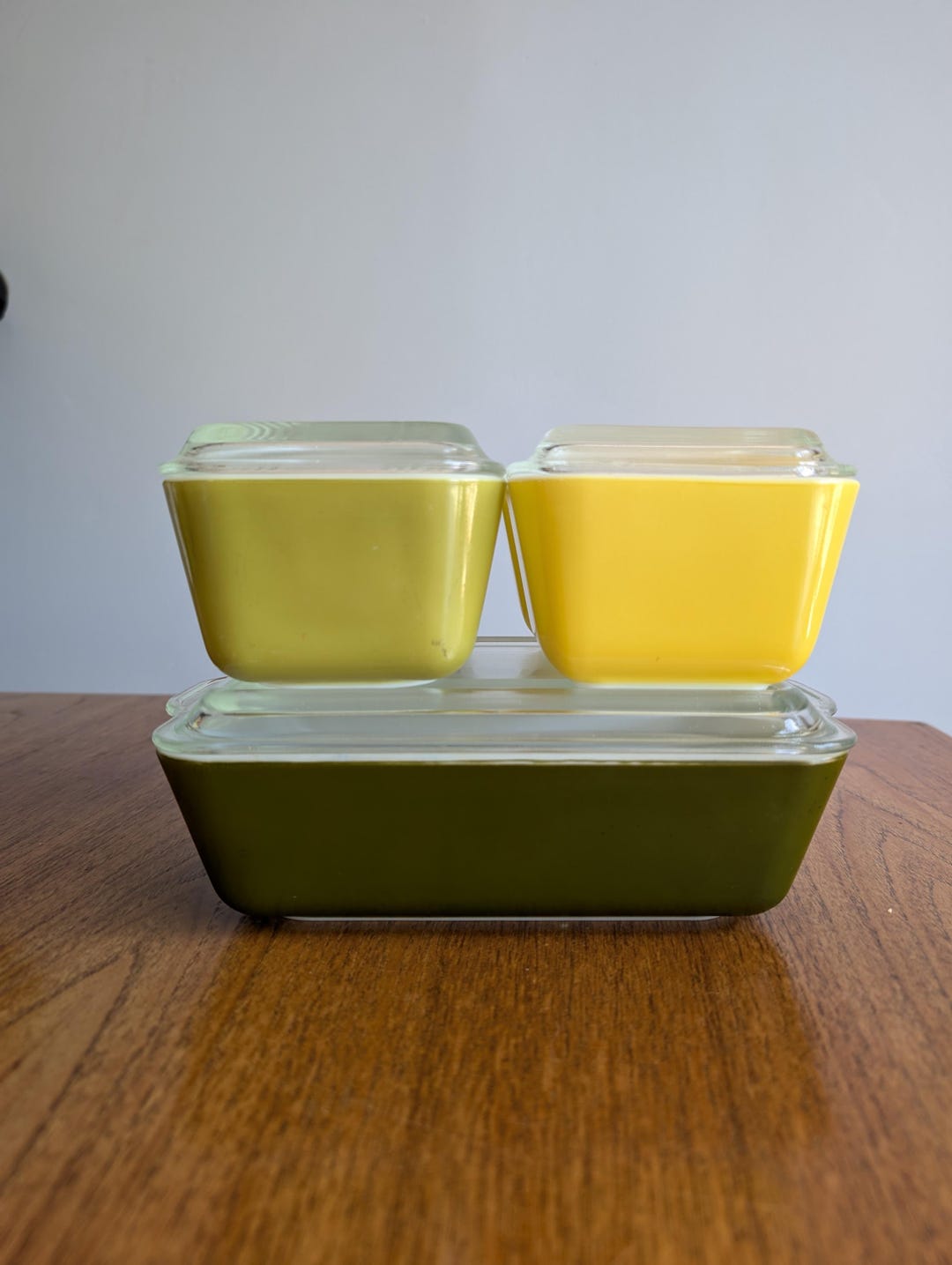 Vintage Pyrex Verde Green Yellow Fridgie Set Complete With Lids - Etsy