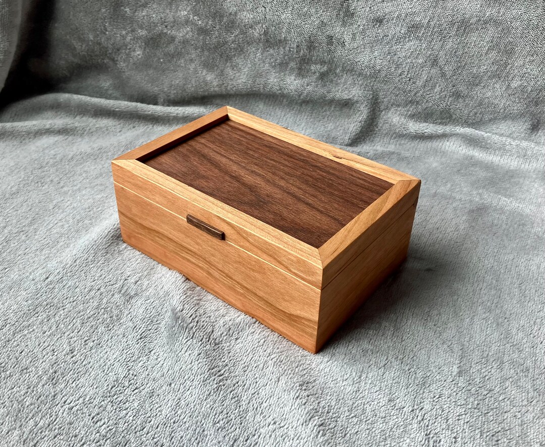 Custom Wood Hinge Box, Engraved Valet Box, Walnut Keepsake Box, Wood ...
