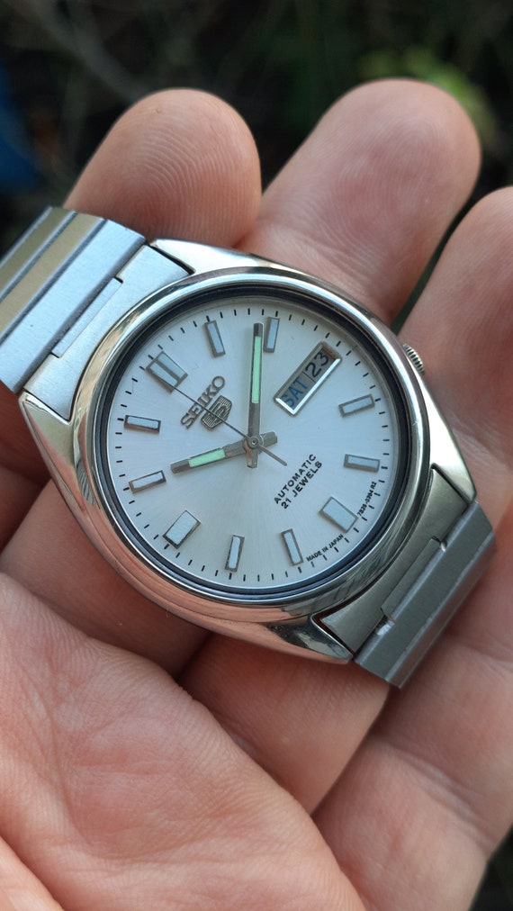 Seiko 5 white dial - Gem