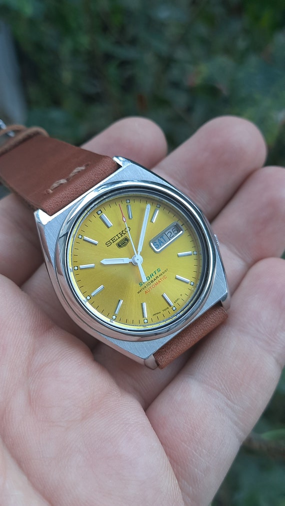 seiko 5 yellow dial - Gem