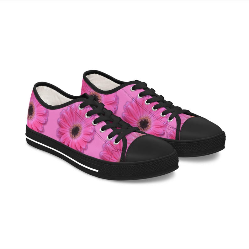 Pink Gerber Daisy Women's Sneakers, Floral Print Shoes, Cute Casual ...