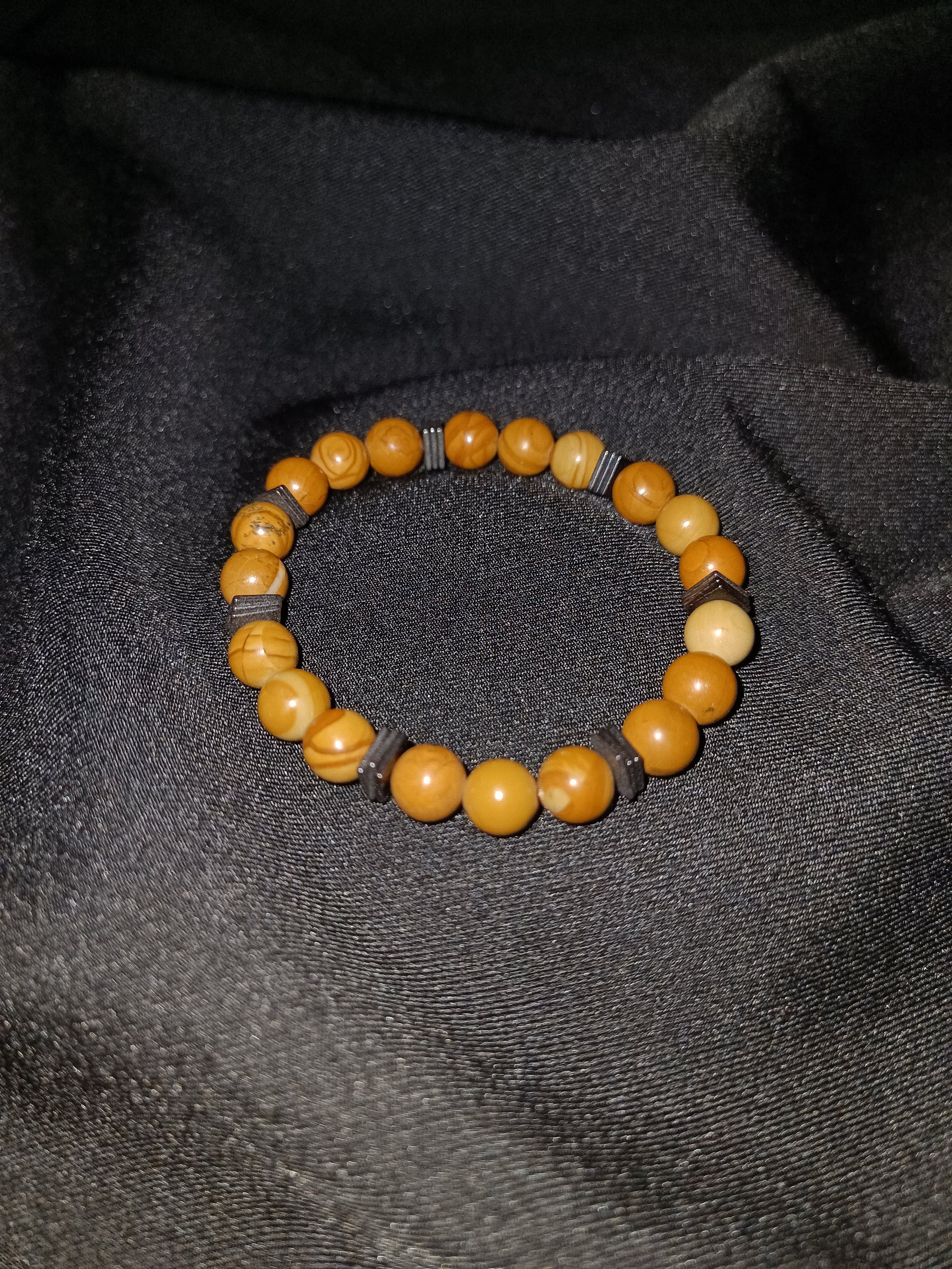 Make a Statement With This Stunning Carnelian Stone Bracelet / Red ...