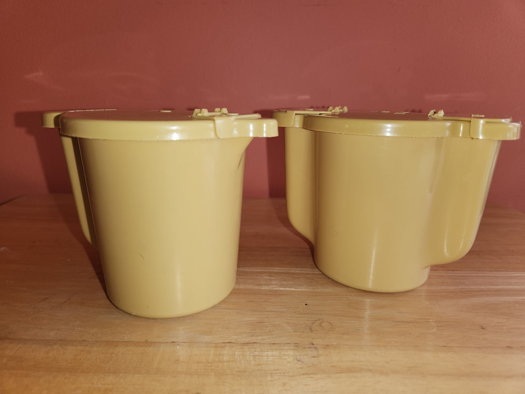 Vintage Golden Harvest Flip Top Sugar and Creamer Tupperware Container ...