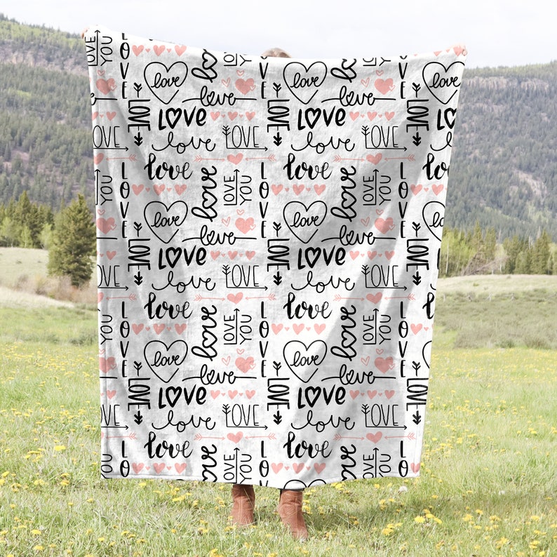 Love and Hearts Blanket, Valentines Day Gift for Girlfriend, Comfy Love ...