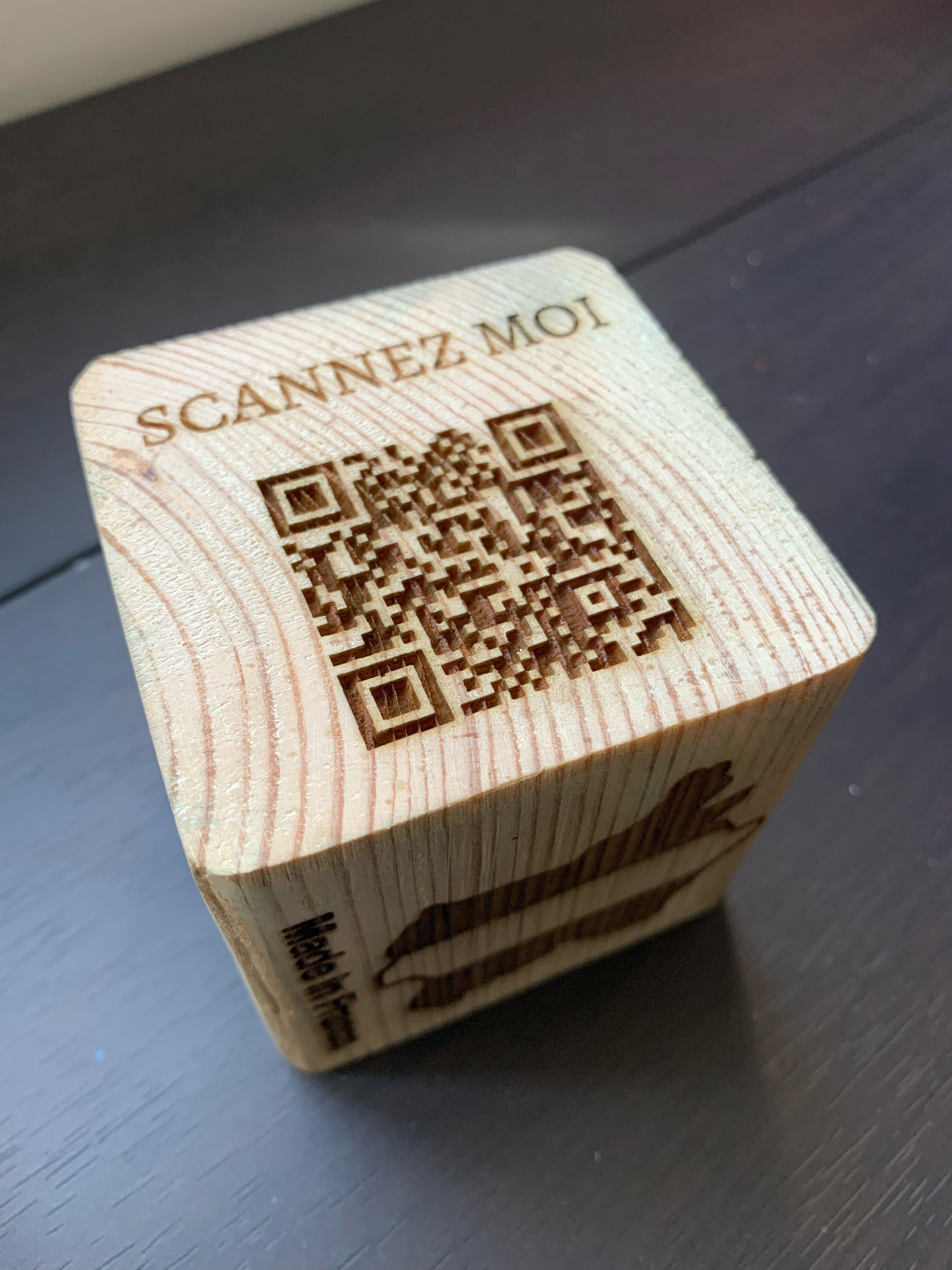 Custom Cube QR Codes With NFC, Personalized Engraving, Restaurant Logo ...