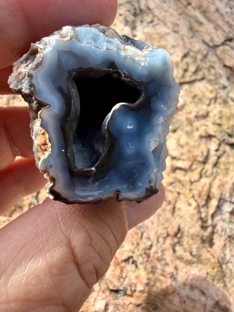 Wyoming Banded/ Botryoidal Agate Nodule - Etsy