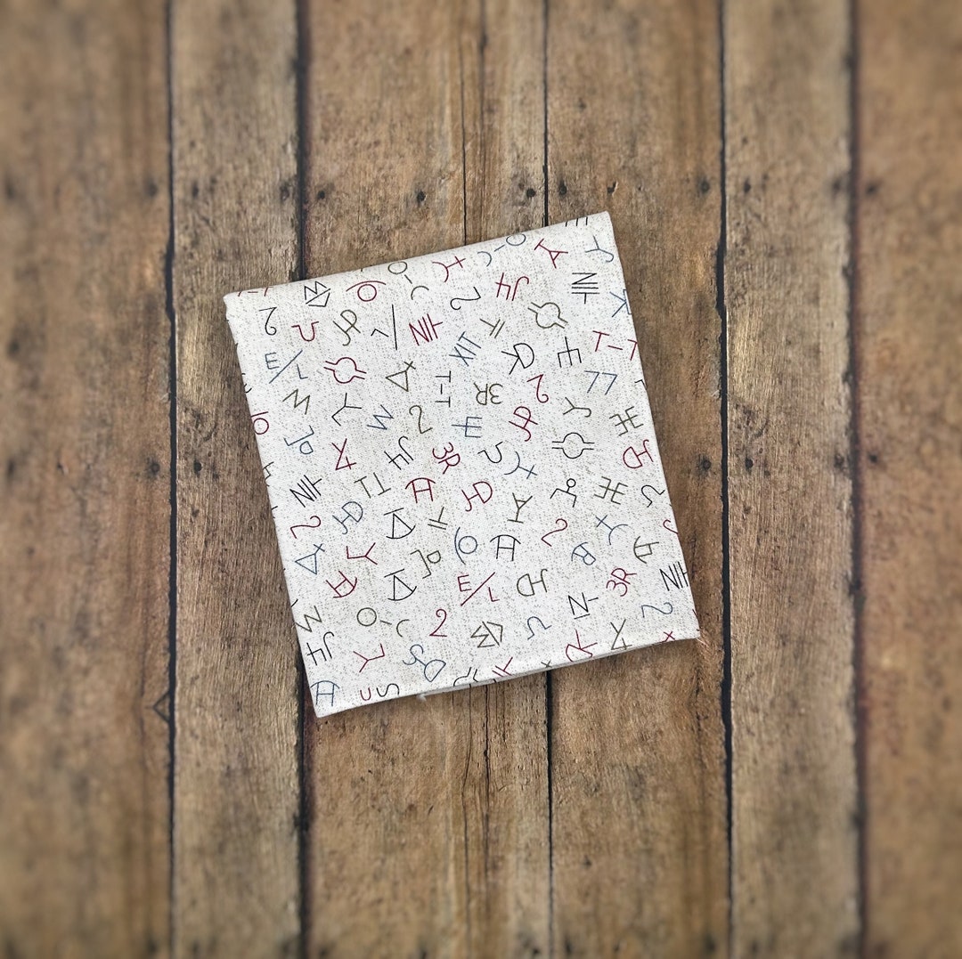 Branded - Sweetwater - Moda - Fat Quarter #5784 24 - Etsy