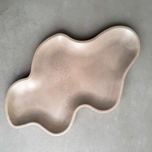 WAVY Concrete Tray, Irregular Plate, Catch All Tray, Jewelry Display ...