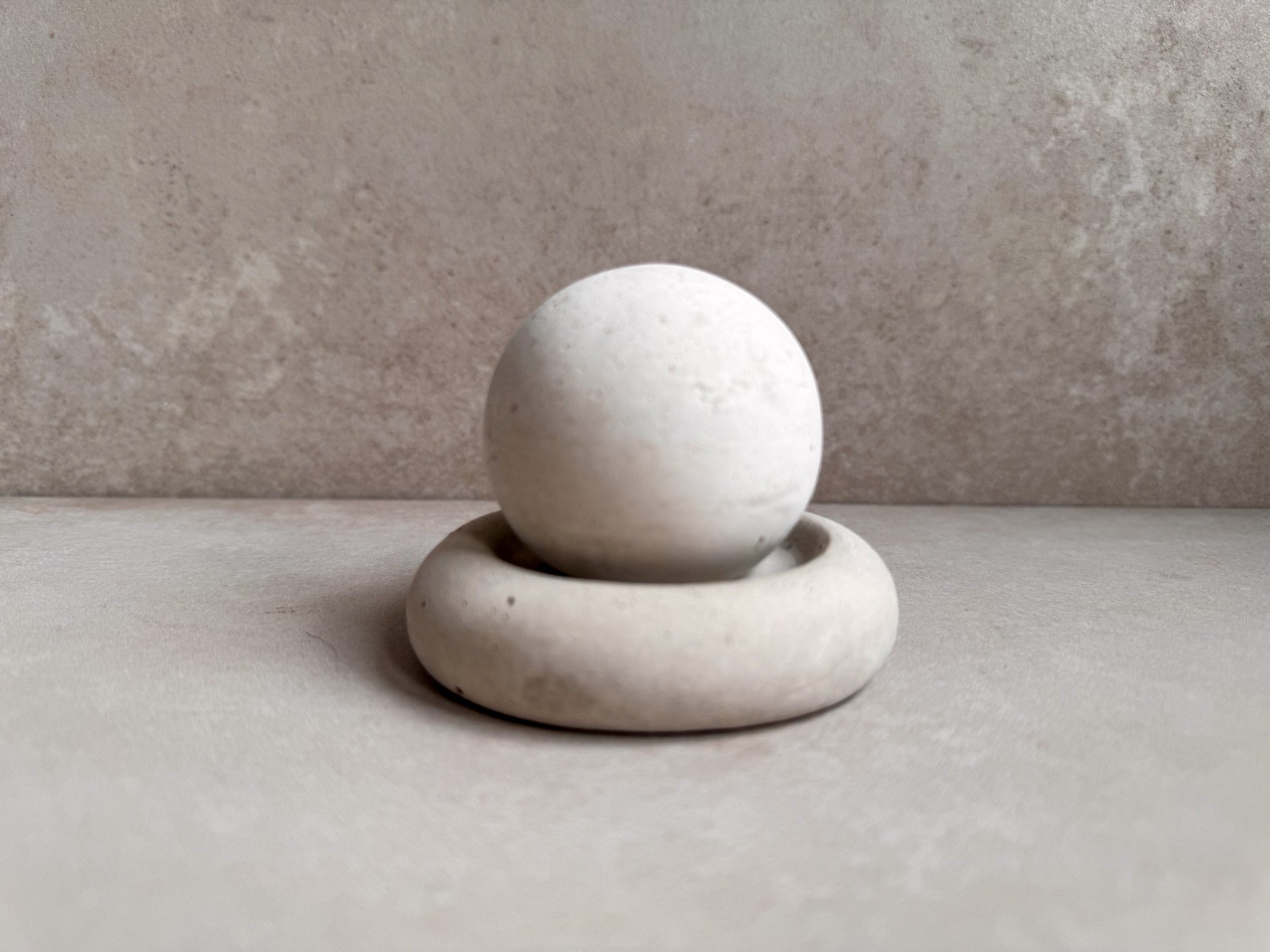 Concrete Essential Oil Diffuser, Aromatherapy Sphere, Passive Dome ...