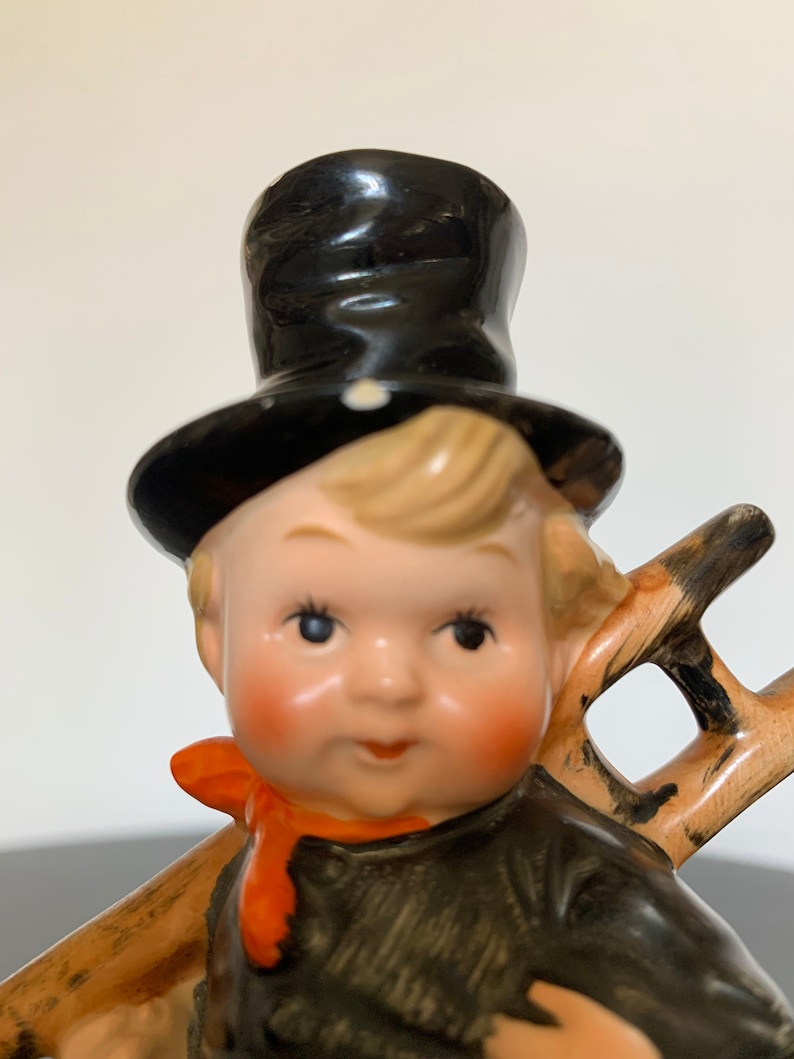 Vintage Hummel Goebel Figurine. the Chimney Sweep. KF40. TMK3 (1960 ...