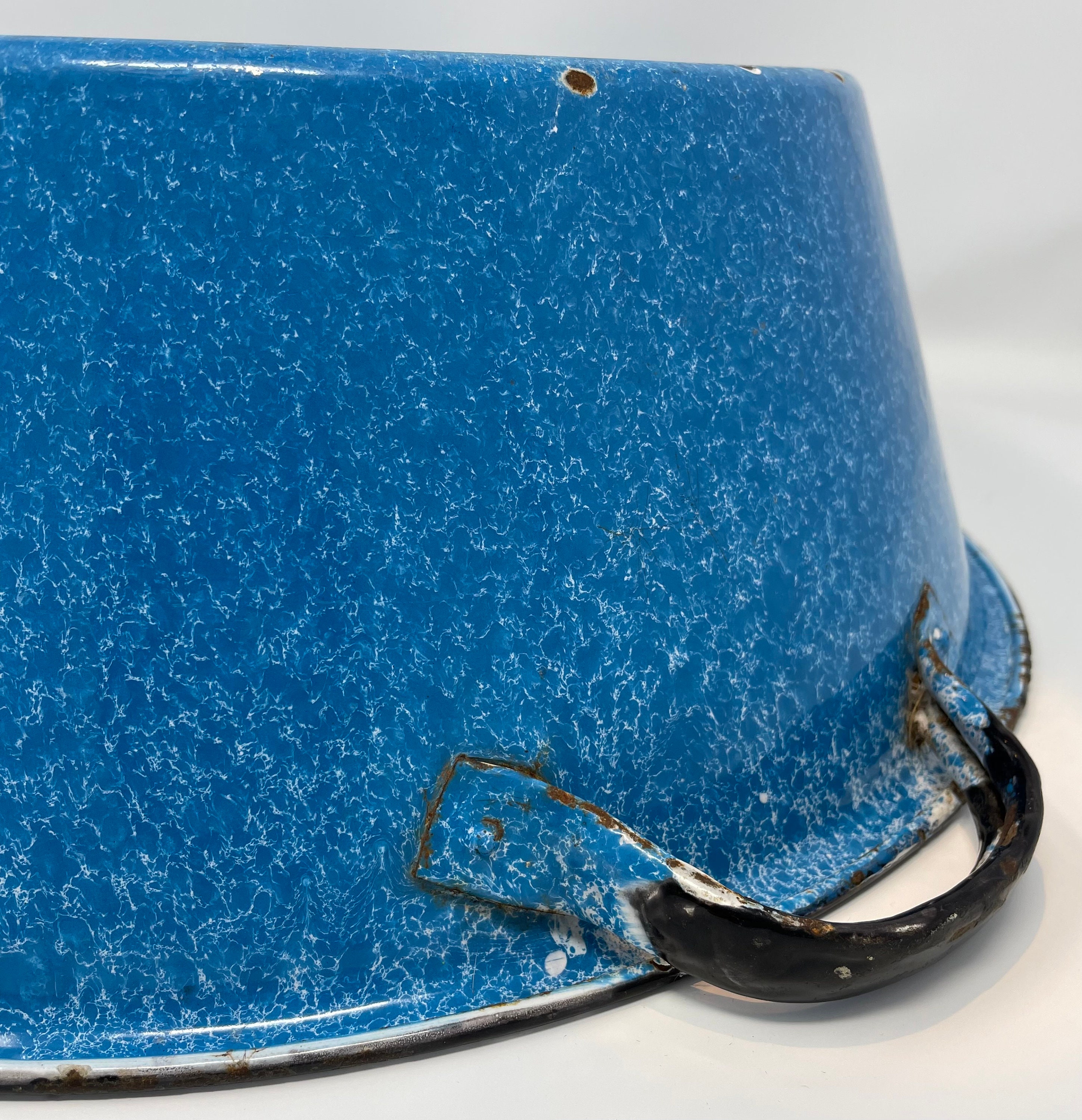 Charming Blue Enamel Antique Graniteware Two Handled Wash Basin Bowl ...