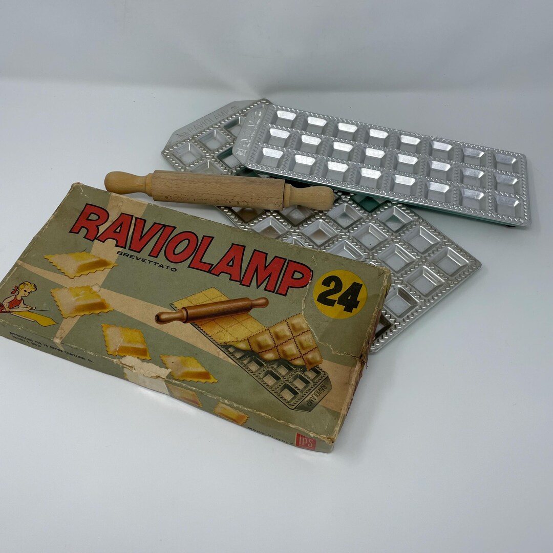 Vintage Italian Ravioli Trays & Rolling Pin Made in Italy, Set of 2 ...