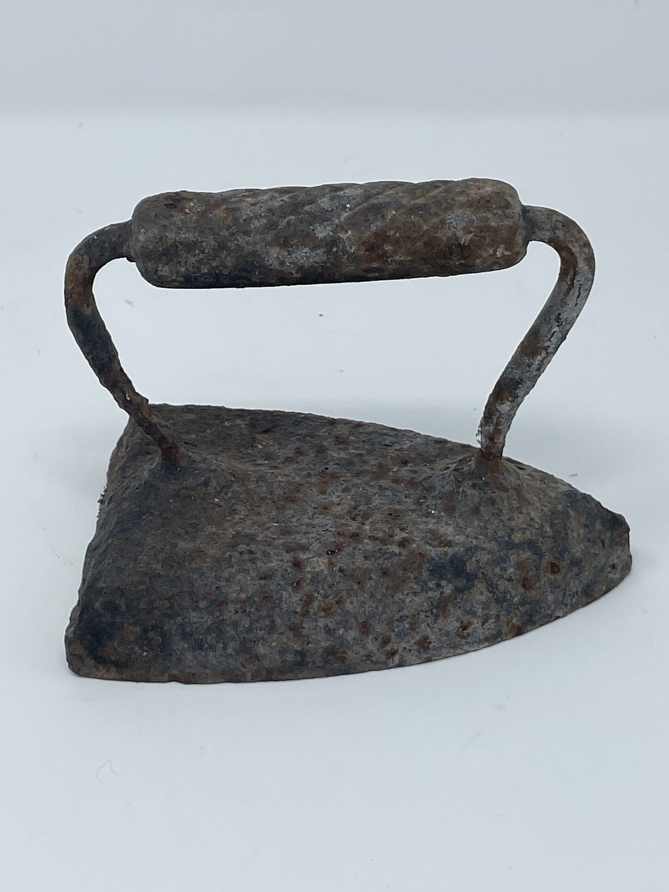 Antique Sad Iron, Antique Cast Iron, Rustic Sad Iron, Vintage Clothes ...