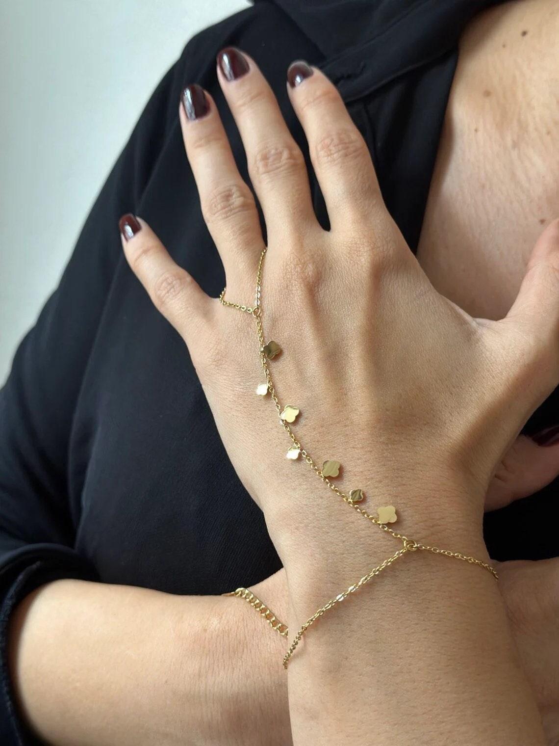 Clover Hand Chain Bracelet, Gold Plated Ring Bracelet, Steel Elegant ...