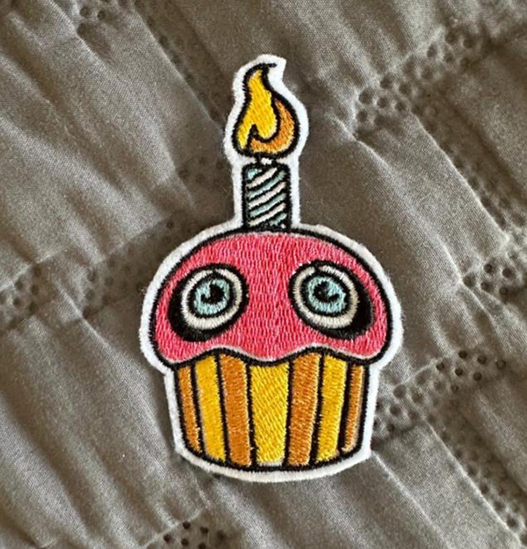 FNAF Five Nights at Freddy's Mr. Cupcake Carl Iron on Applique’ Patch ...