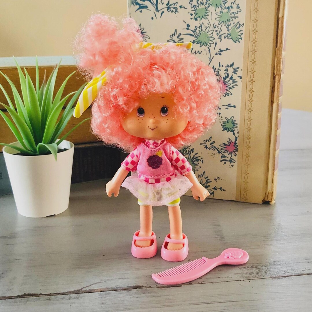 Vintage 1990's THQ Raspberry Tart Doll | Retro 1991 THQ Strawberry ...