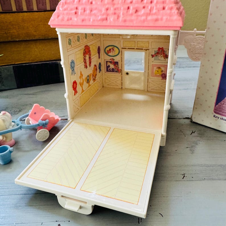Vintage 1980's Fisher-price Precious Places Blue Ribbon Pony Stable ...