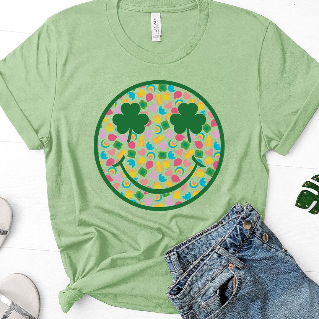 Lucky Charm Smiley Face PNG, Retro St Patrick’s Day Clover Sublimation ...