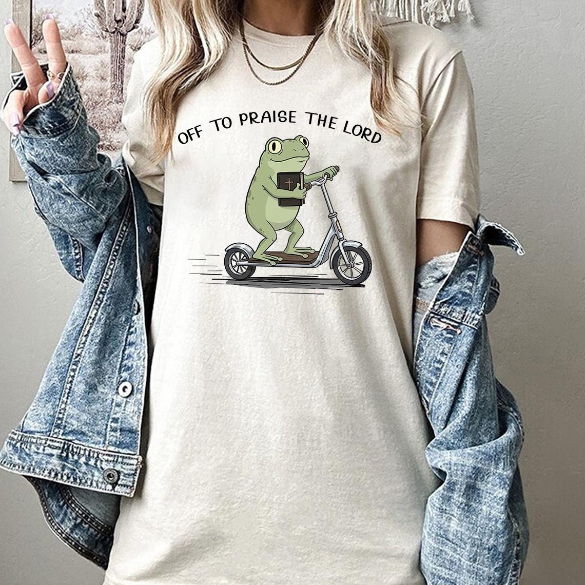 Christian Humor Frog PNG, off to Praise the Lord Design, Funny Bible ...