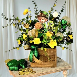 St. Patrick's Day Floral Arrangement: Yellow Roses, Leprechaun Décor - Etsy