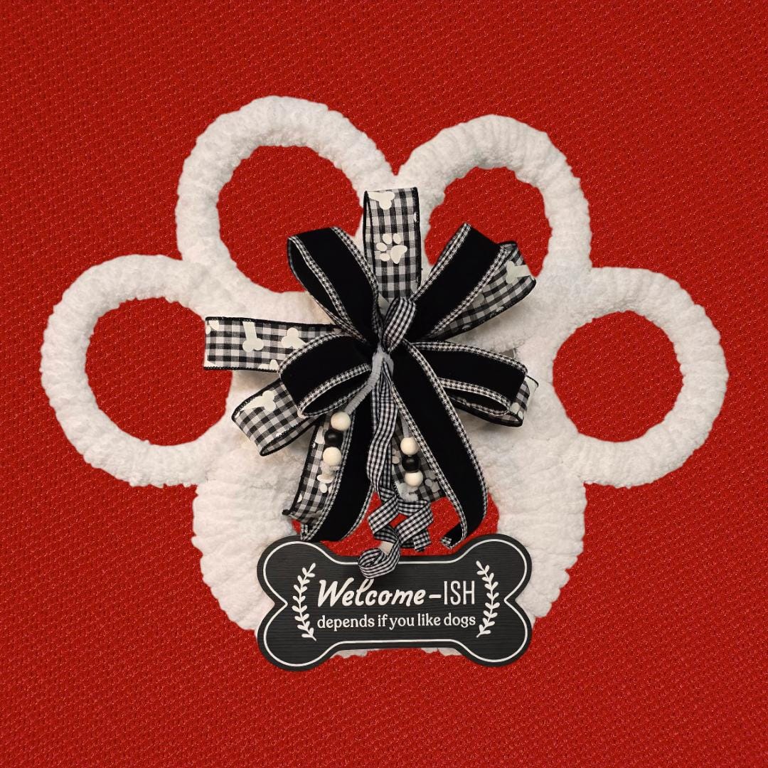 Dog Lover Welcome Wreath - Paw Print Design | Cozy Farmhouse Decor for ...