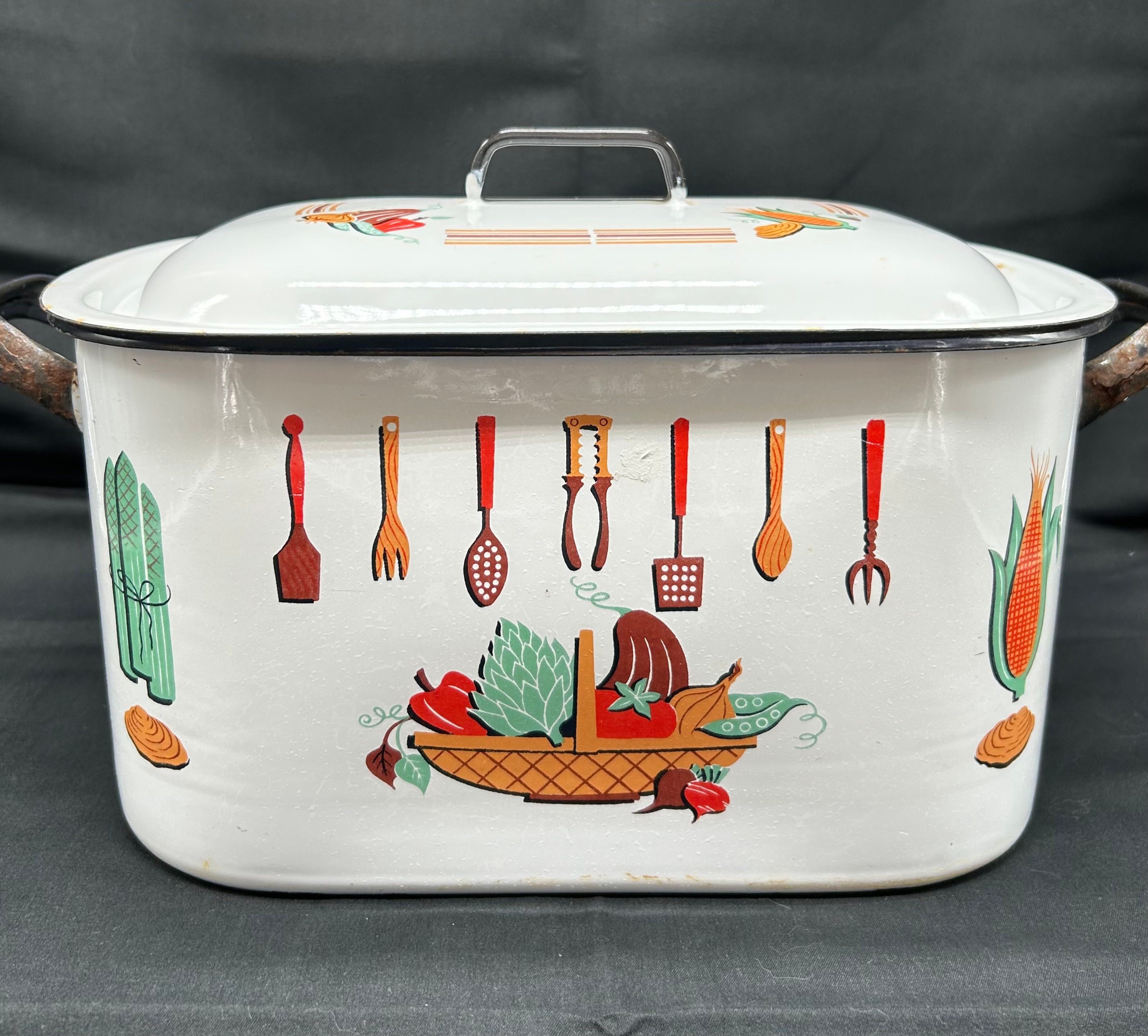 Vintage Enamelware Roasting Pan With Lid and Rack in Vegetable Pattern ...