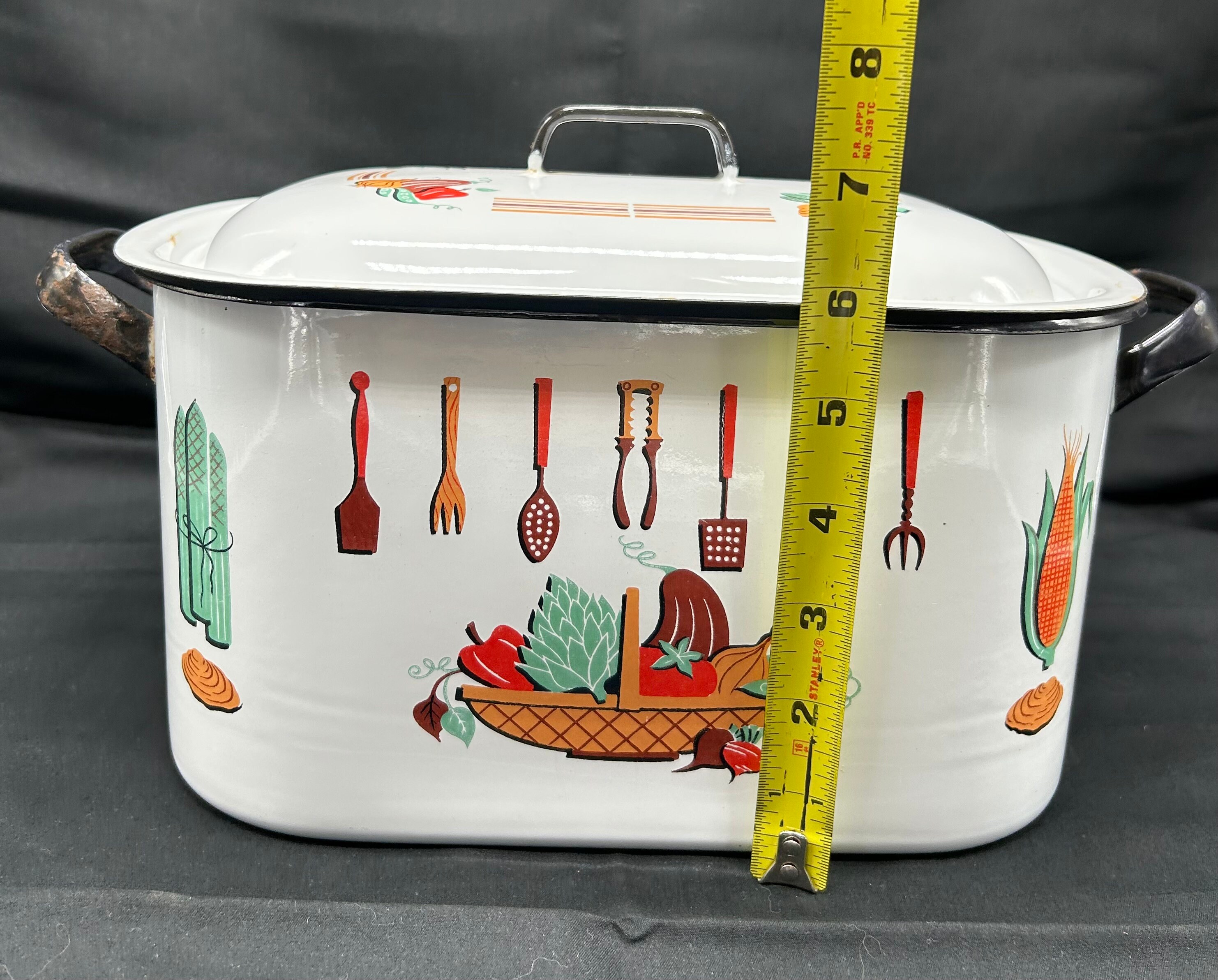 Vintage Enamelware Roasting Pan With Lid and Rack in Vegetable Pattern ...