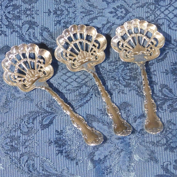 Bon Bon Server - Etsy