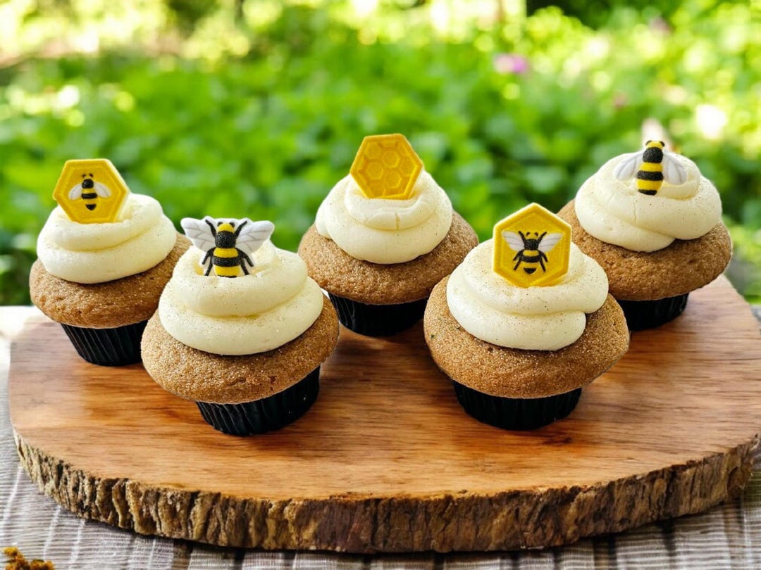 TWELVE Honey Bees Edible Sugar Decorations, Cupcake/cake Toppers, Bee ...