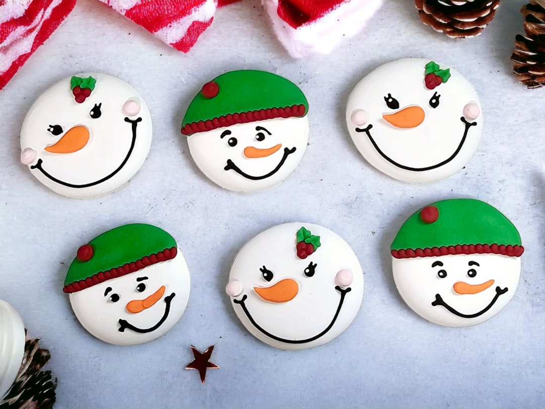 SIX EDIBLE Snowman Couple Royal Icing Decorations, Christmas Cupcake or ...
