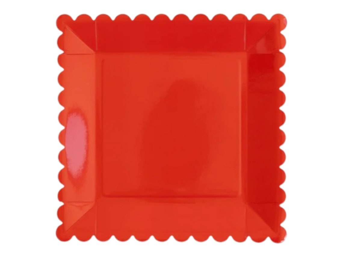 Red With White Trim Scalloped Edged Plates 8ct, Christmas Paper Plates ...