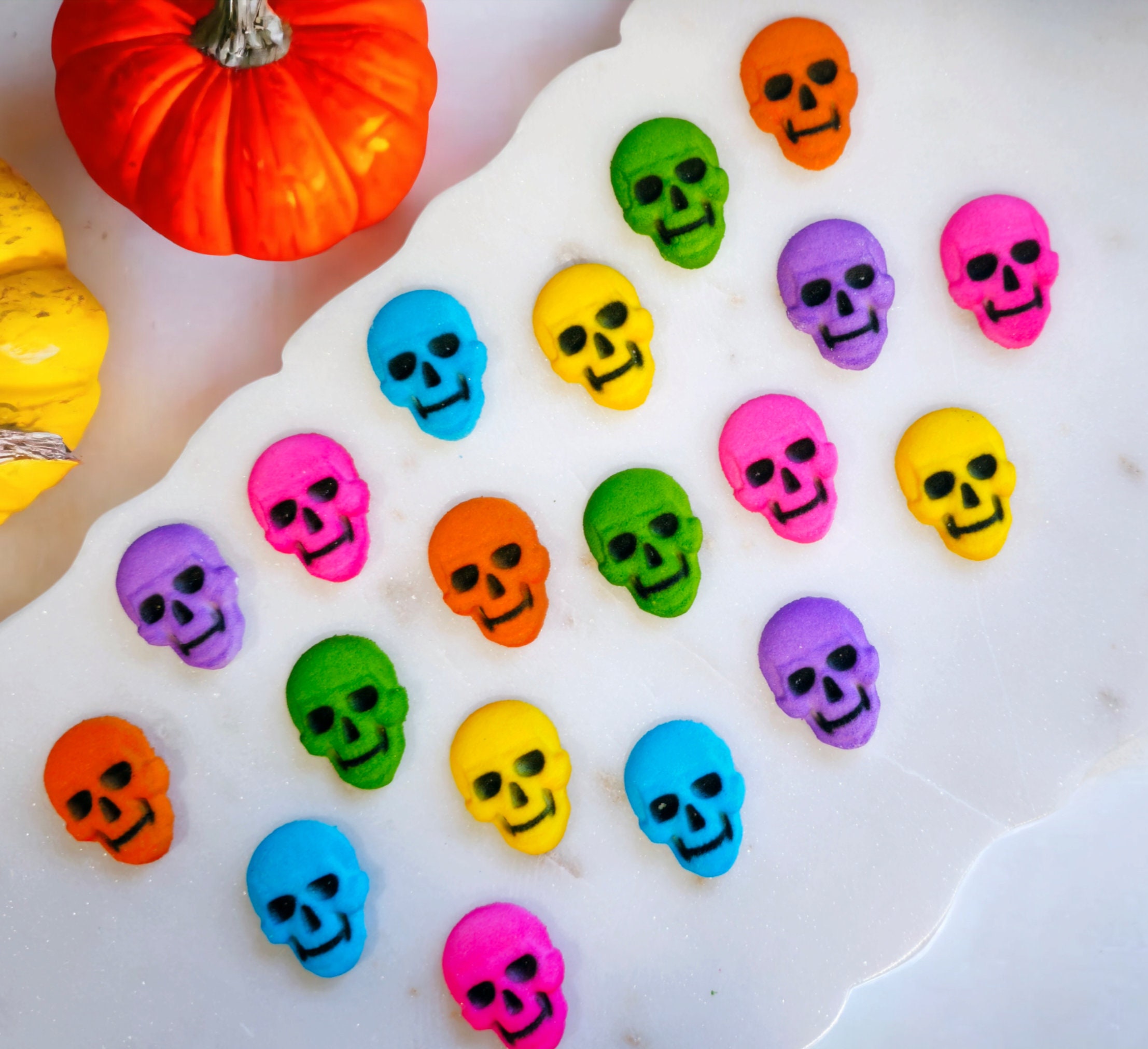 TWELVE Edible Skull Sugar Decorations, Halloween Cupcake Toppers ...