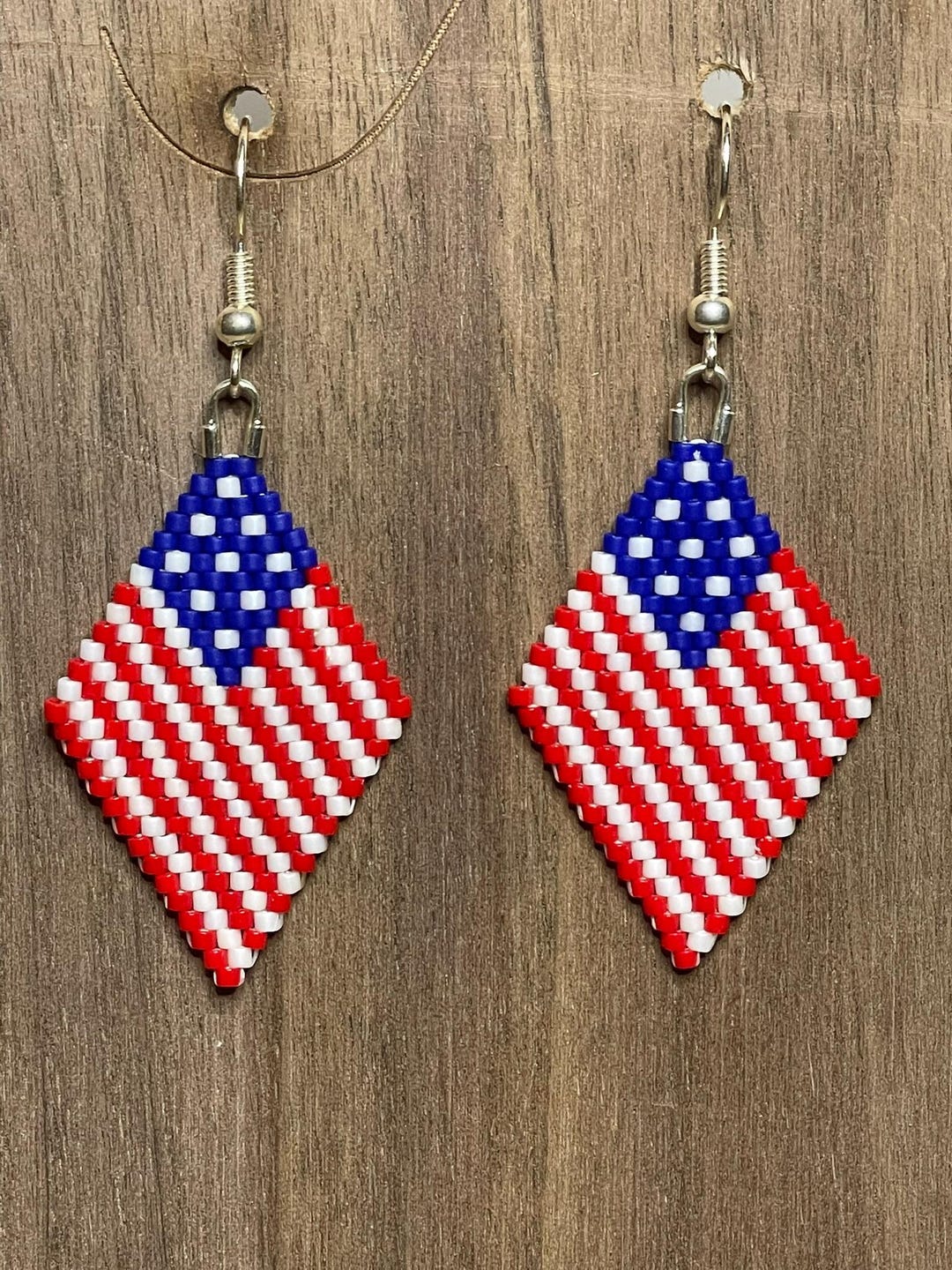 Star USA Patriotic Flag Earrings Made With Seed Beads (diamond Shape ...