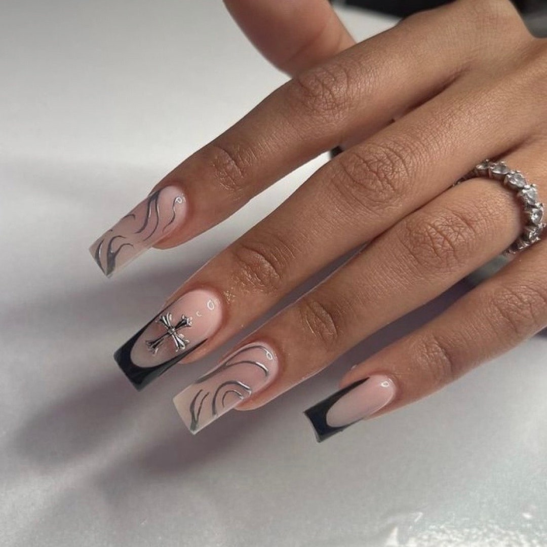 0A059 Silver Chrome Swirls, Black French Tip Nail Glue Included, Cross ...