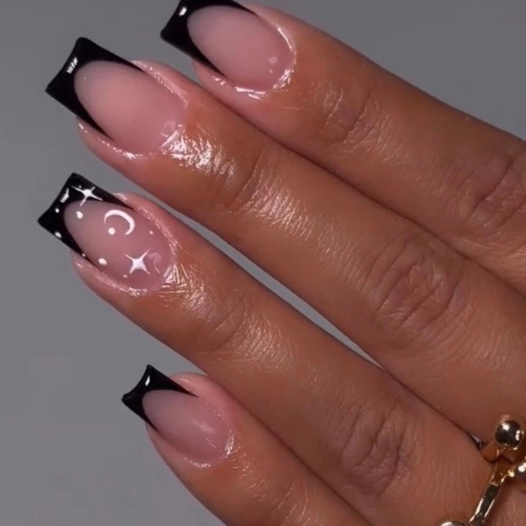 0A066 White Star and Moon Black French Tip Short Square Fake Press on ...