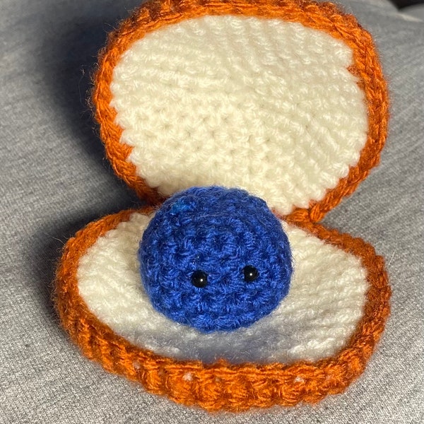 Crochet Clam - Etsy