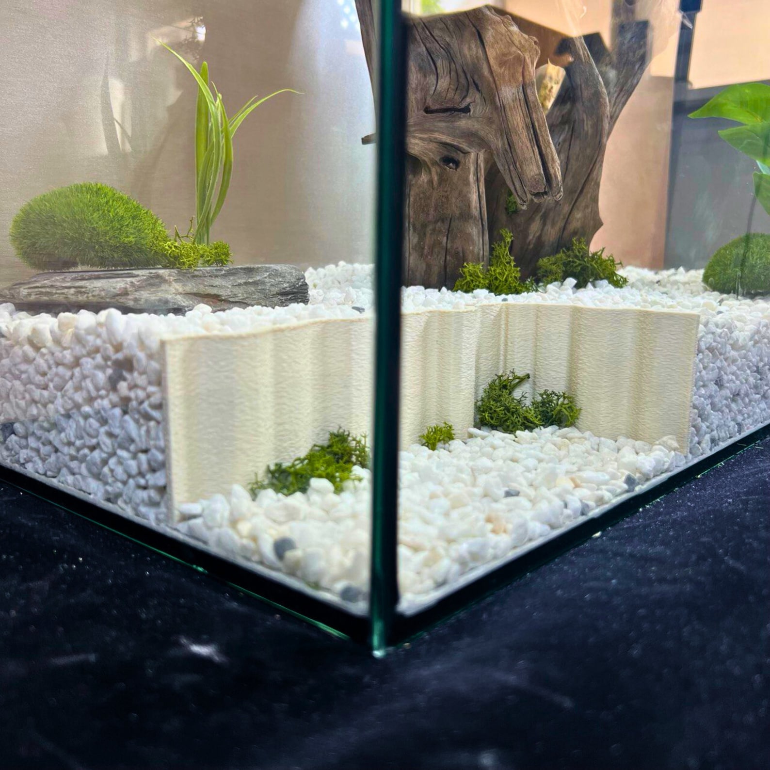 L-shaped Nature's Wonder: Aquatic/terrarium Cliff Decoration ...