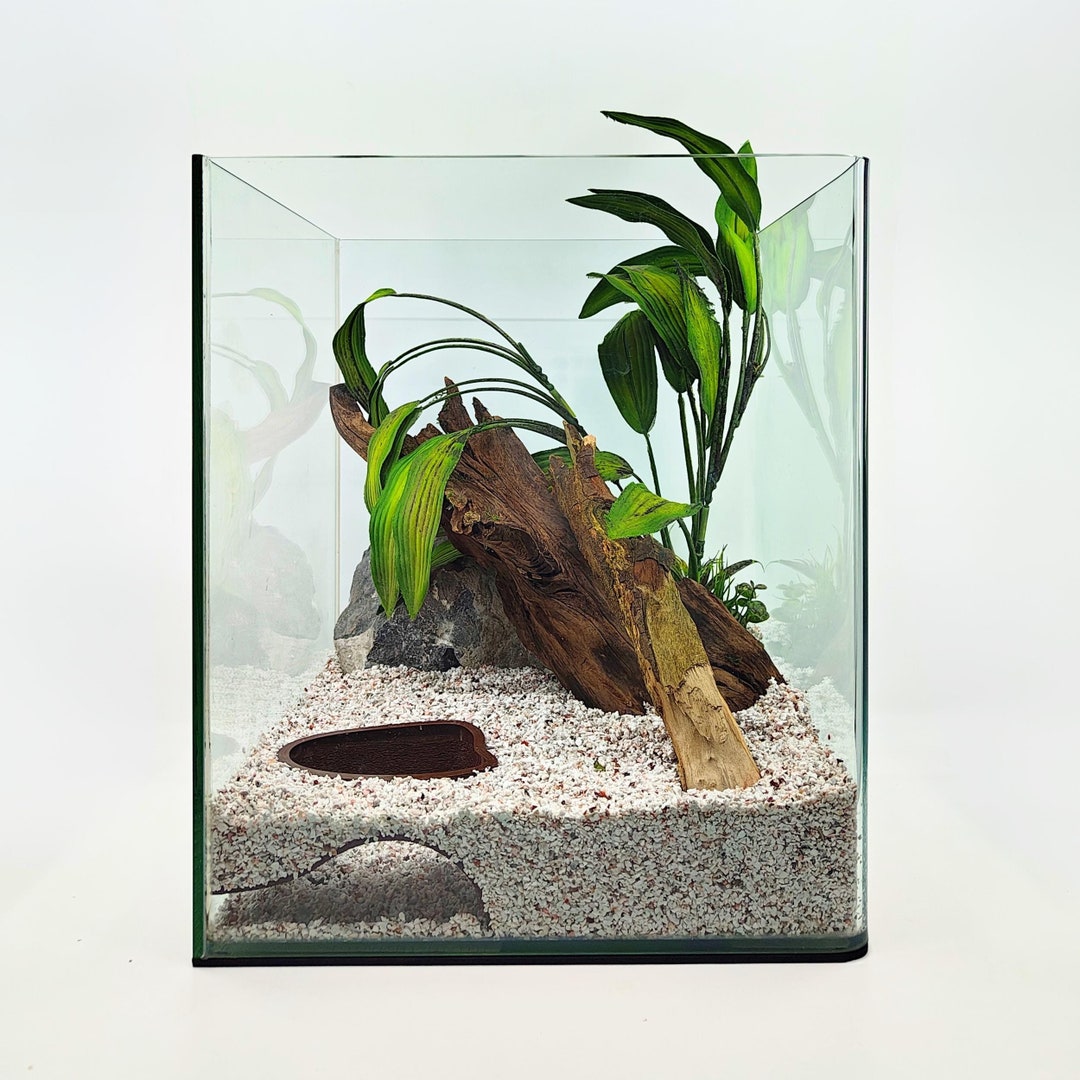 Nature-inspired Mumba Cave: Corner Hide for Terrarium & Aquarium Pets ...