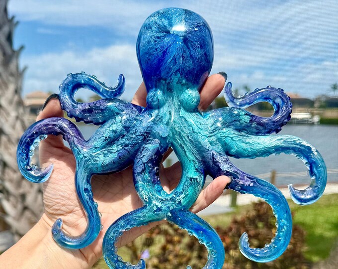 Large Resin Octopus, Deep-pour Crystal Clear Casted Resin, 3D Wall Art ...