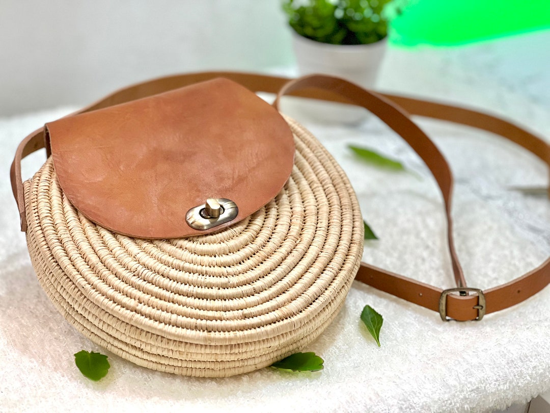 Round Raffia Shoulder Bag With Leather Handles 7.87 X 7.87 X 2.4 ...